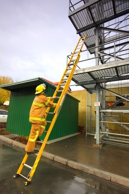 Powermaster Extension Ladder - FED by Safesmart