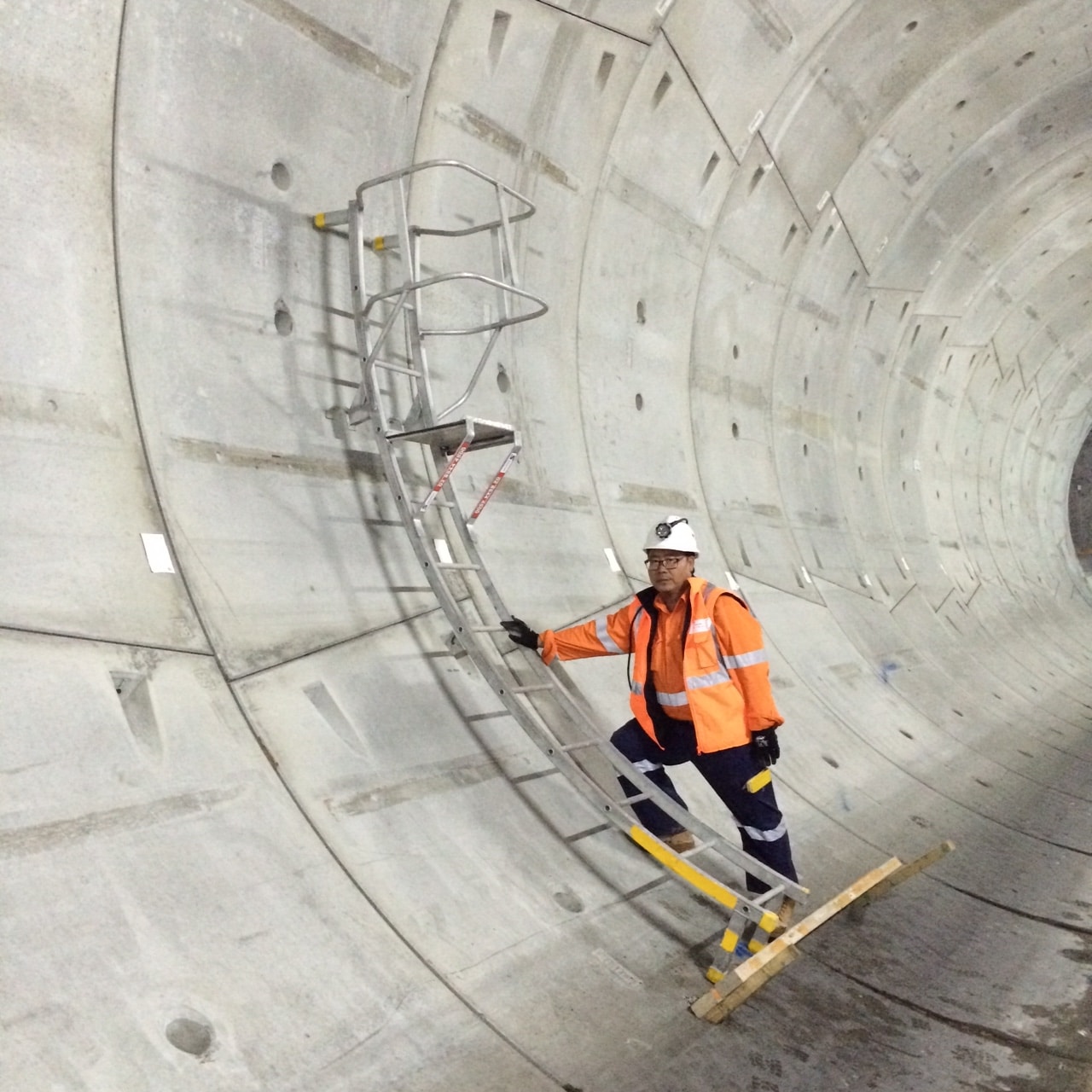 Tunnel Access Ladders for Curved Wall Structures | SafeSmart Access