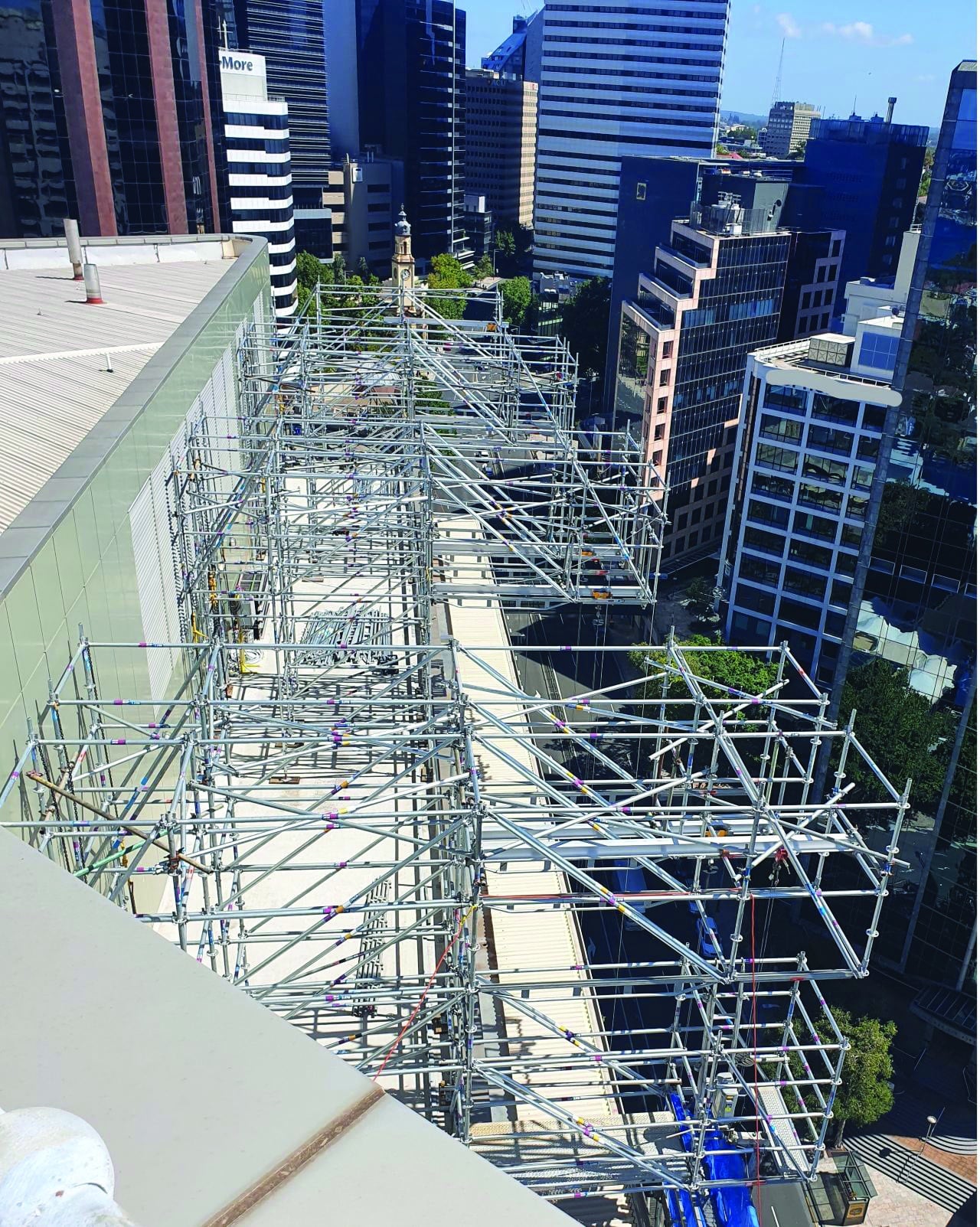 Cantilevered Scaffolds - Maximise Access and Safety