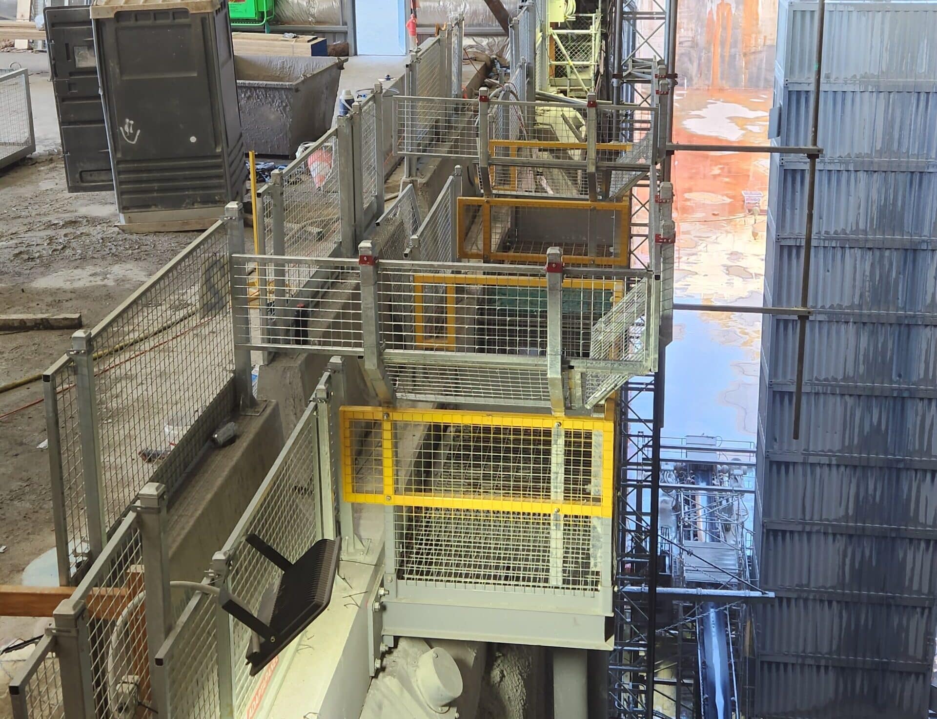 Superior Viewing with Innovative Edge Protection Posts