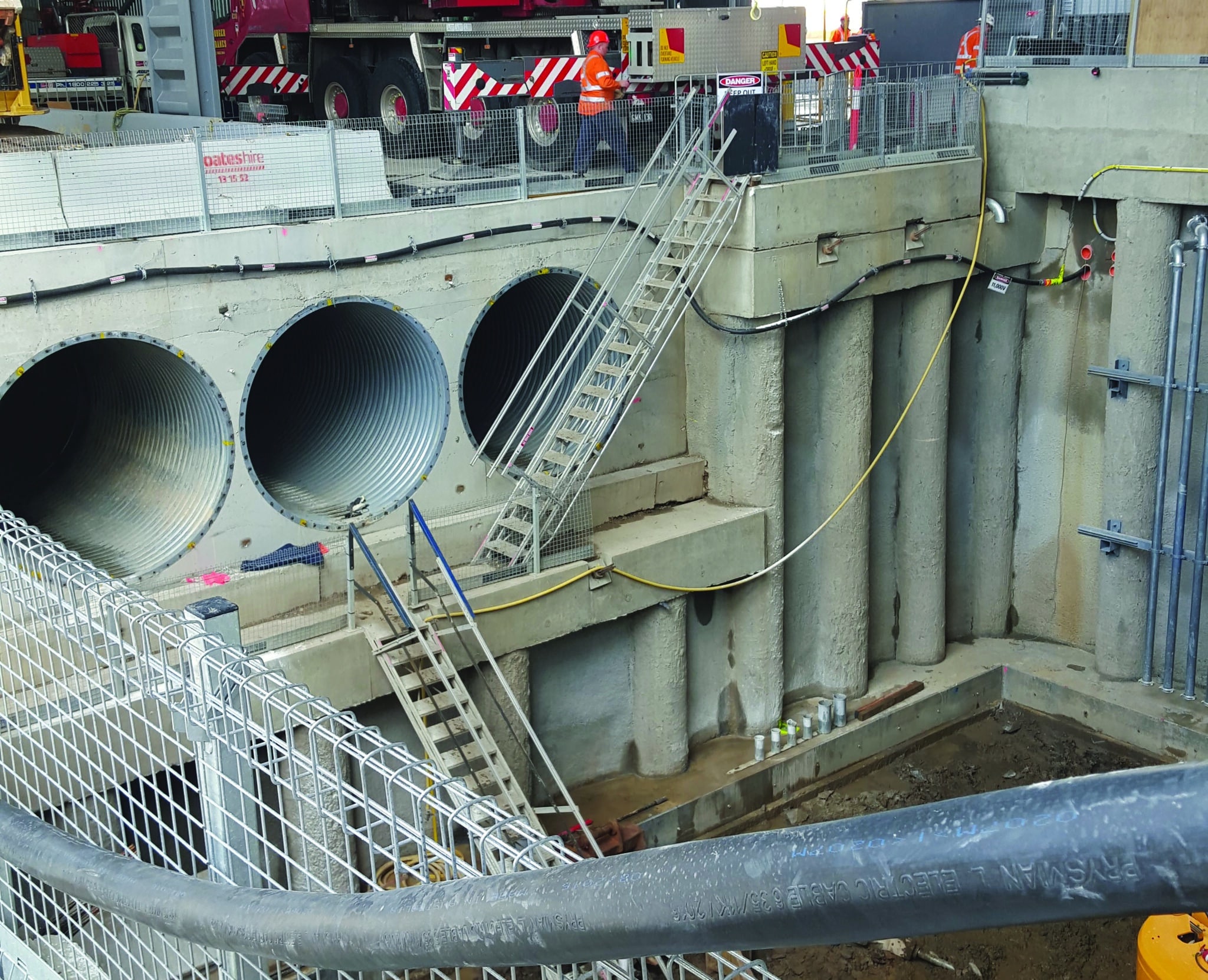 Maximising Efficiency with Temporary Mezzanine Stairs